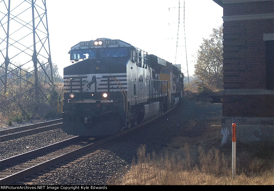 NS ES40DC #7578 on 212